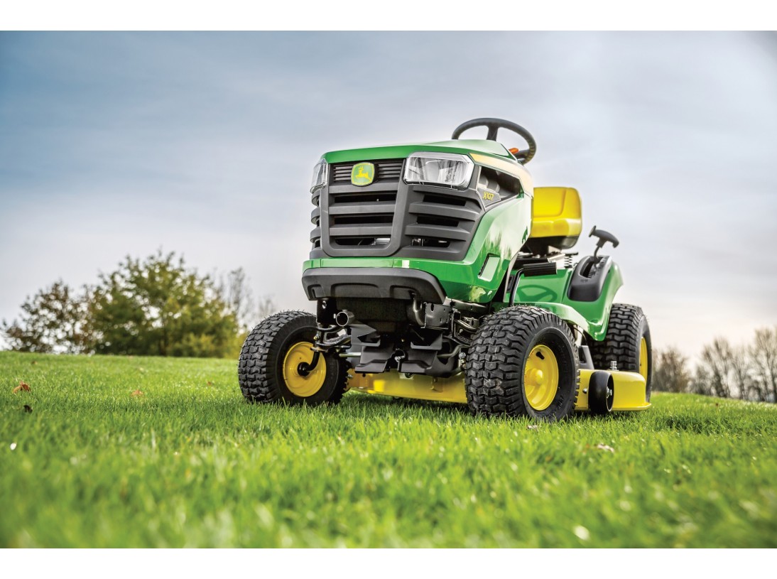 Autoportée JOHN DEERE X107 – Thomas Rural Master